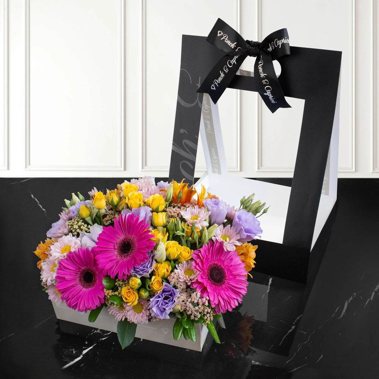 Flores en Caja | Canasta de Flores| Mini Rosas Amarillas y Gerberas